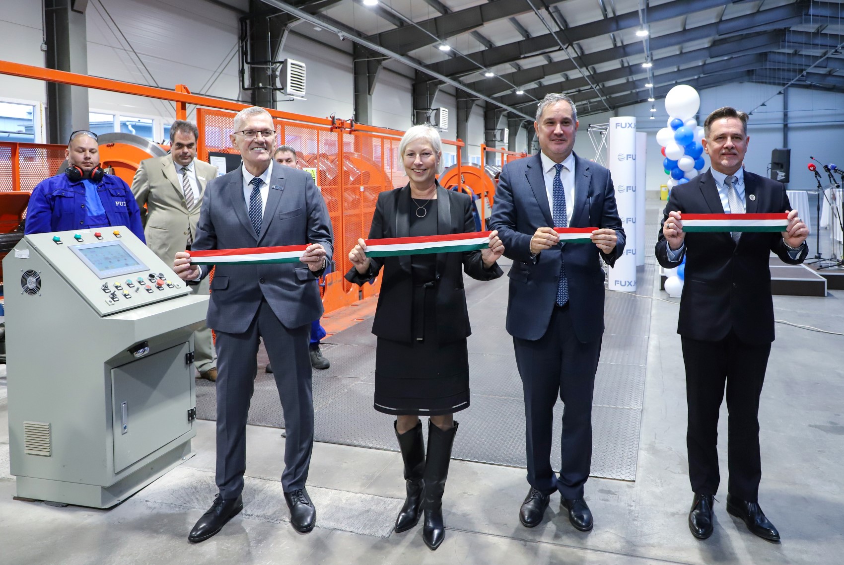 A FUX Zrt. ünnepélyes csarnok átadója | minap.hu